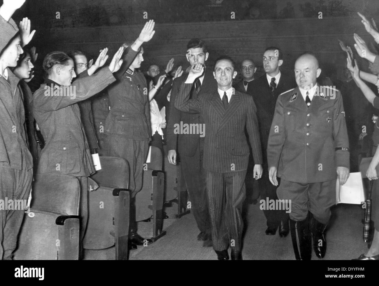 Joseph goebbels 1941 Schwarzweiß-Stockfotos und -bilder - Alamy