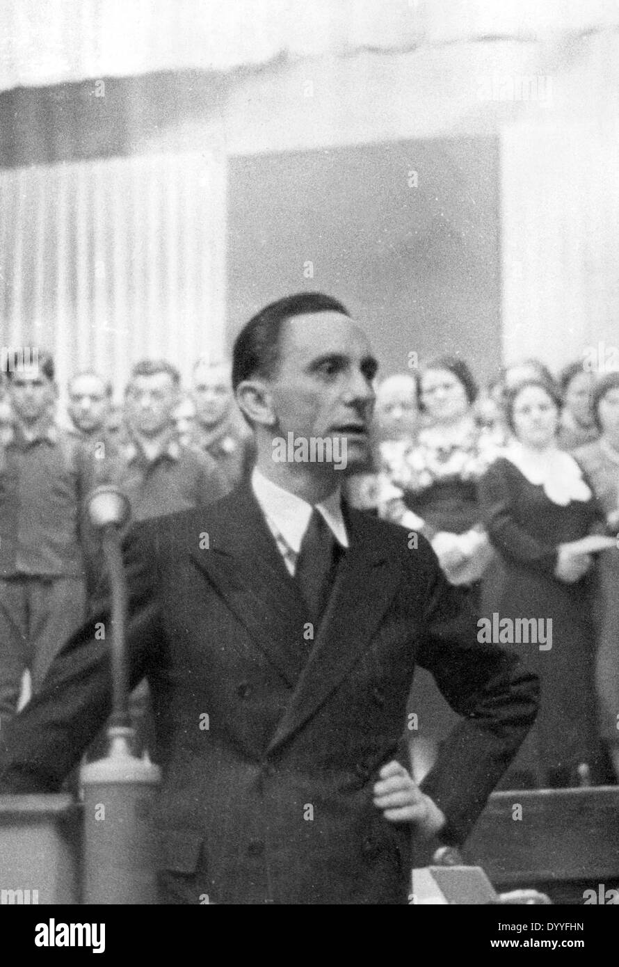 Joseph goebbels 1941 Schwarzweiß-Stockfotos und -bilder - Alamy