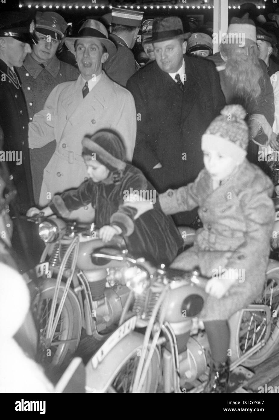 Joseph Goebbels Magda Goebbels Schwarzweiß-Stockfotos und -bilder - Alamy