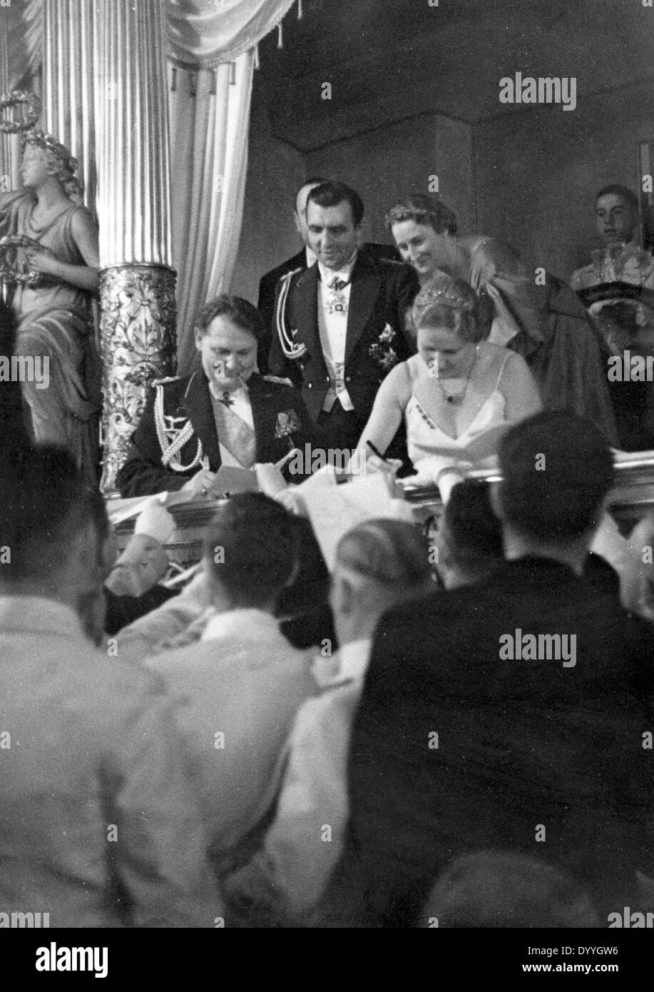 Hermann goering wife emmy goering Schwarzweiß-Stockfotos und -bilder ...