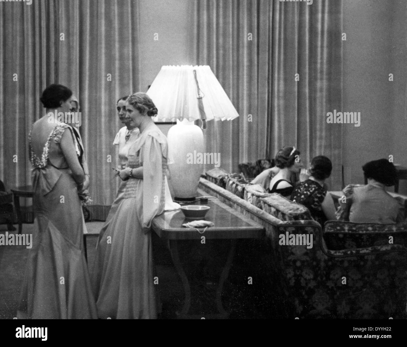 Hermann goering wife emmy goering -Fotos und -Bildmaterial in hoher ...