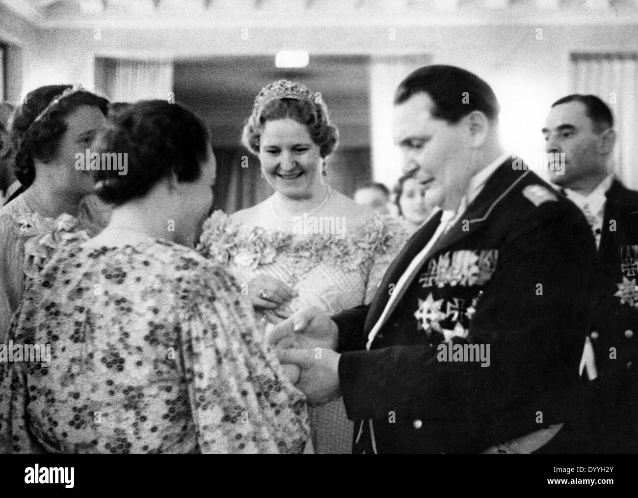 Hermann goering emmy goering -Fotos und -Bildmaterial in hoher ...