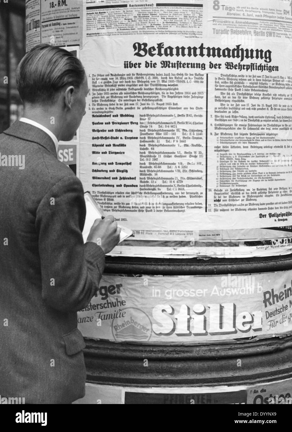 Wehrpflicht 1935 Fotos Und Bildmaterial In Hoher Aufl sung Alamy wehrpflicht-1935-fotos-und-bildmaterial-in-hoher-aufl-sung-alamy