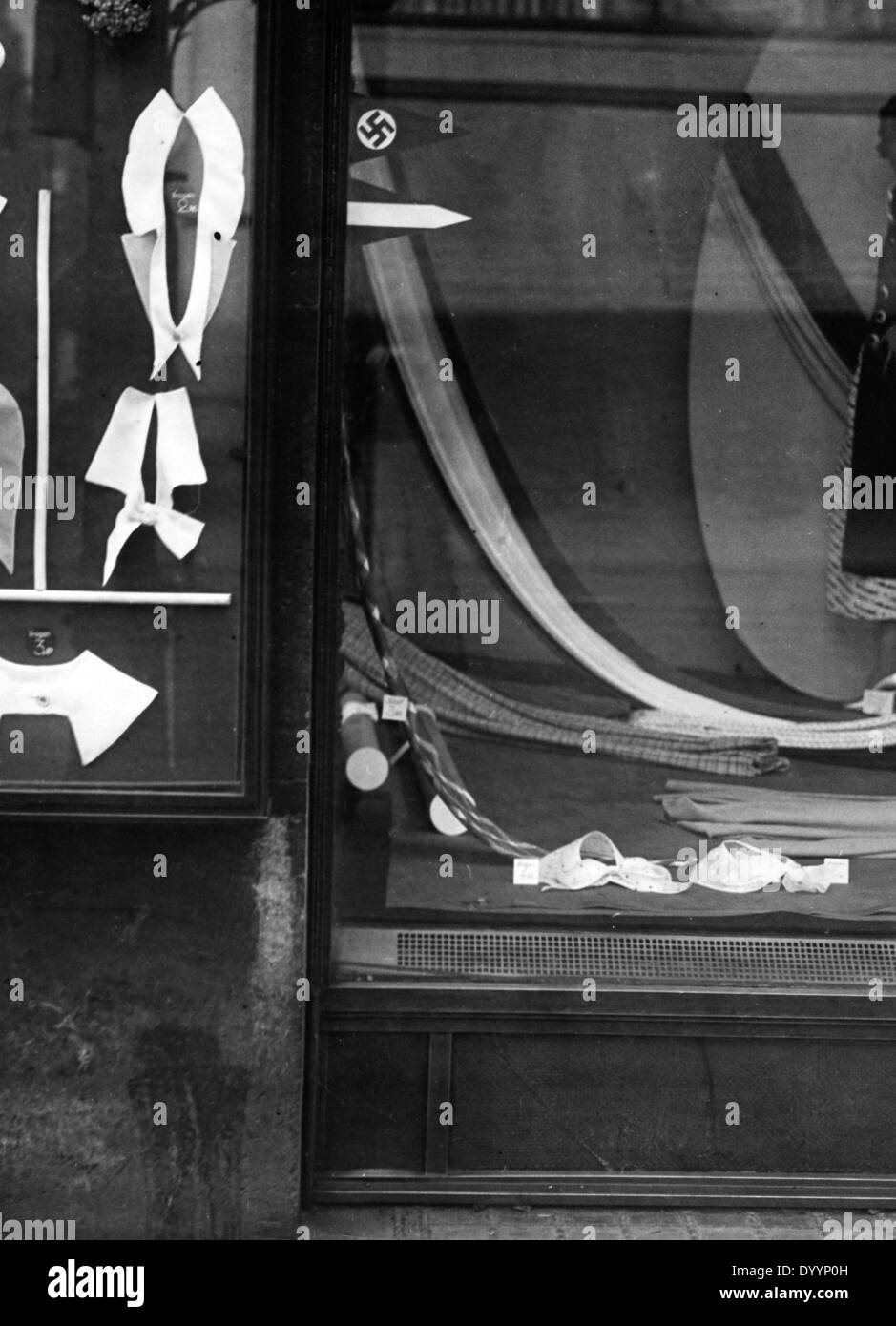 Boykott jüdischer Geschäfte, 1933 Stockfotografie - Alamy Boykott jüdischer Geschäfte, 1933 Stockfotografie - Alamy
