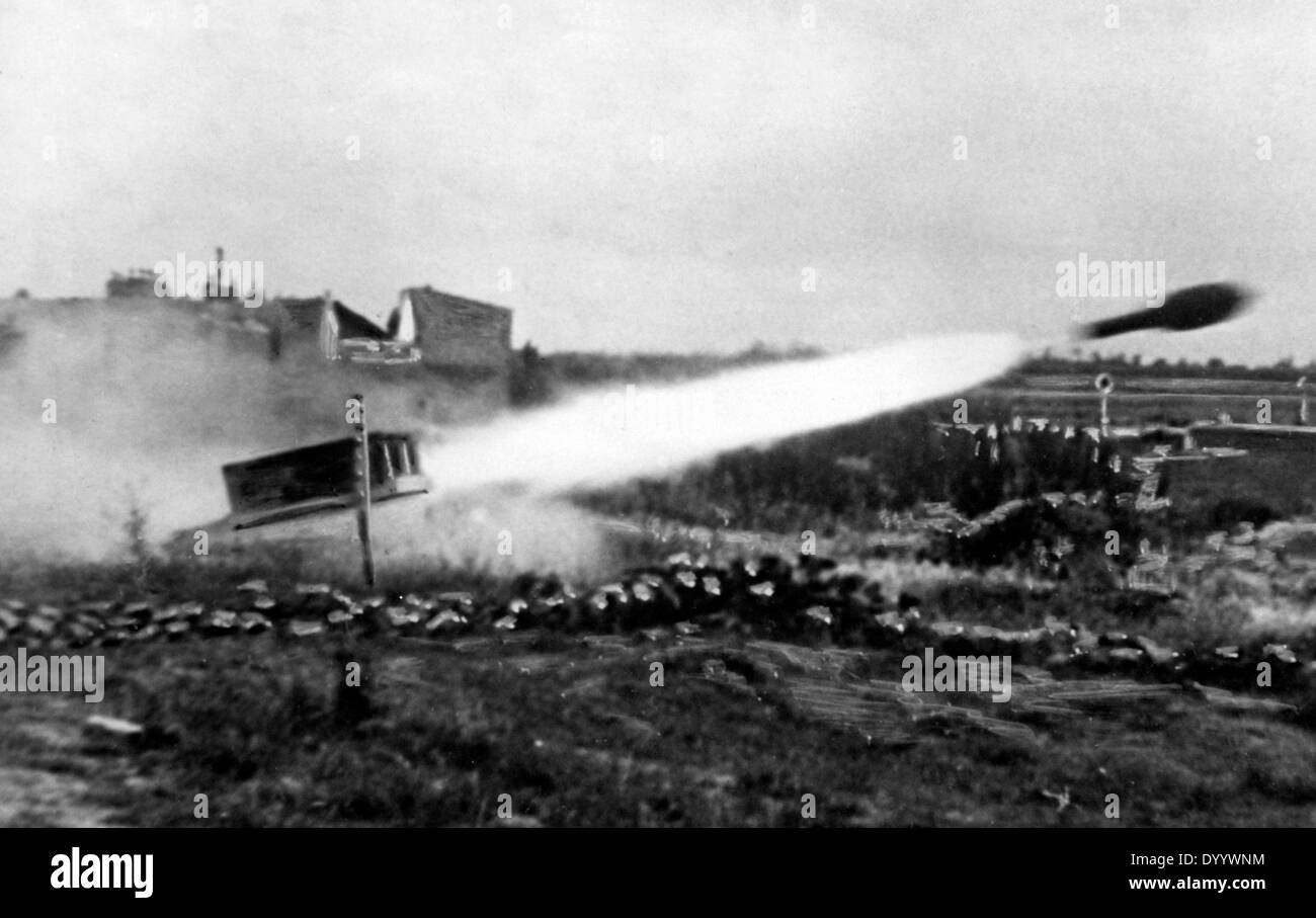 Artillerie zweiter weltkrieg -Fotos und -Bildmaterial in hoher ...
