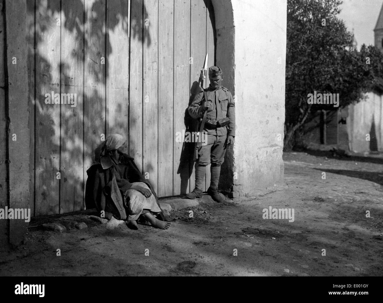 Soldat der wachen -Fotos und -Bildmaterial in hoher Auflösung – Alamy