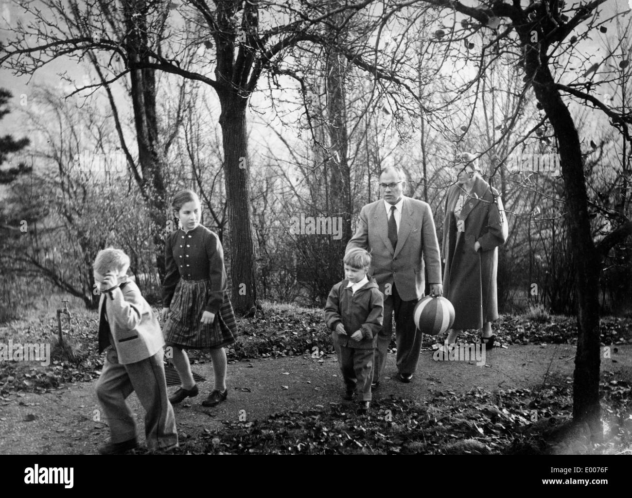 Heinrich Von Brentano Stockfotos und -bilder Kaufen - Alamy