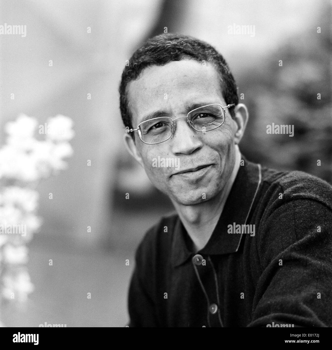 Khadra yasmina -Fotos und -Bildmaterial in hoher Auflösung – Alamy