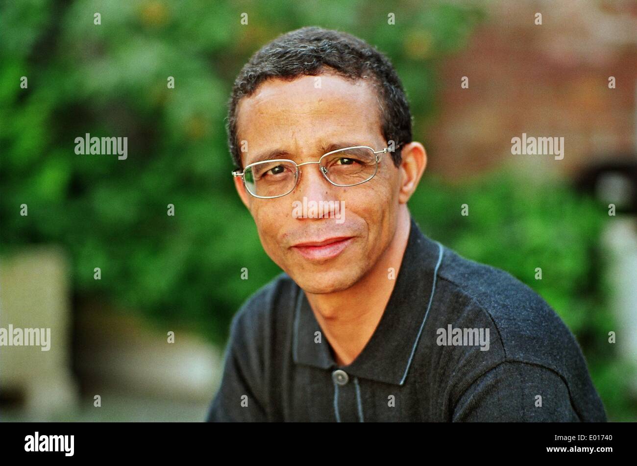 Khadra yasmina -Fotos und -Bildmaterial in hoher Auflösung – Alamy