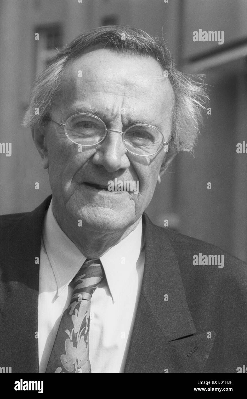 Portrait of jean francois lyotard -Fotos und -Bildmaterial in hoher ...