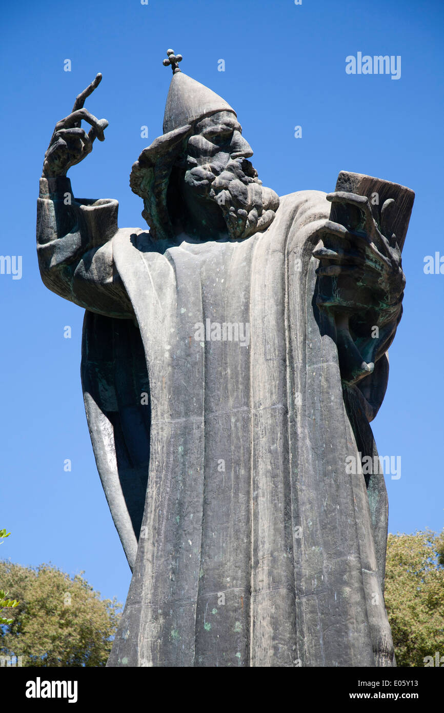 Bishop of nin -Fotos und -Bildmaterial in hoher Auflösung – Alamy