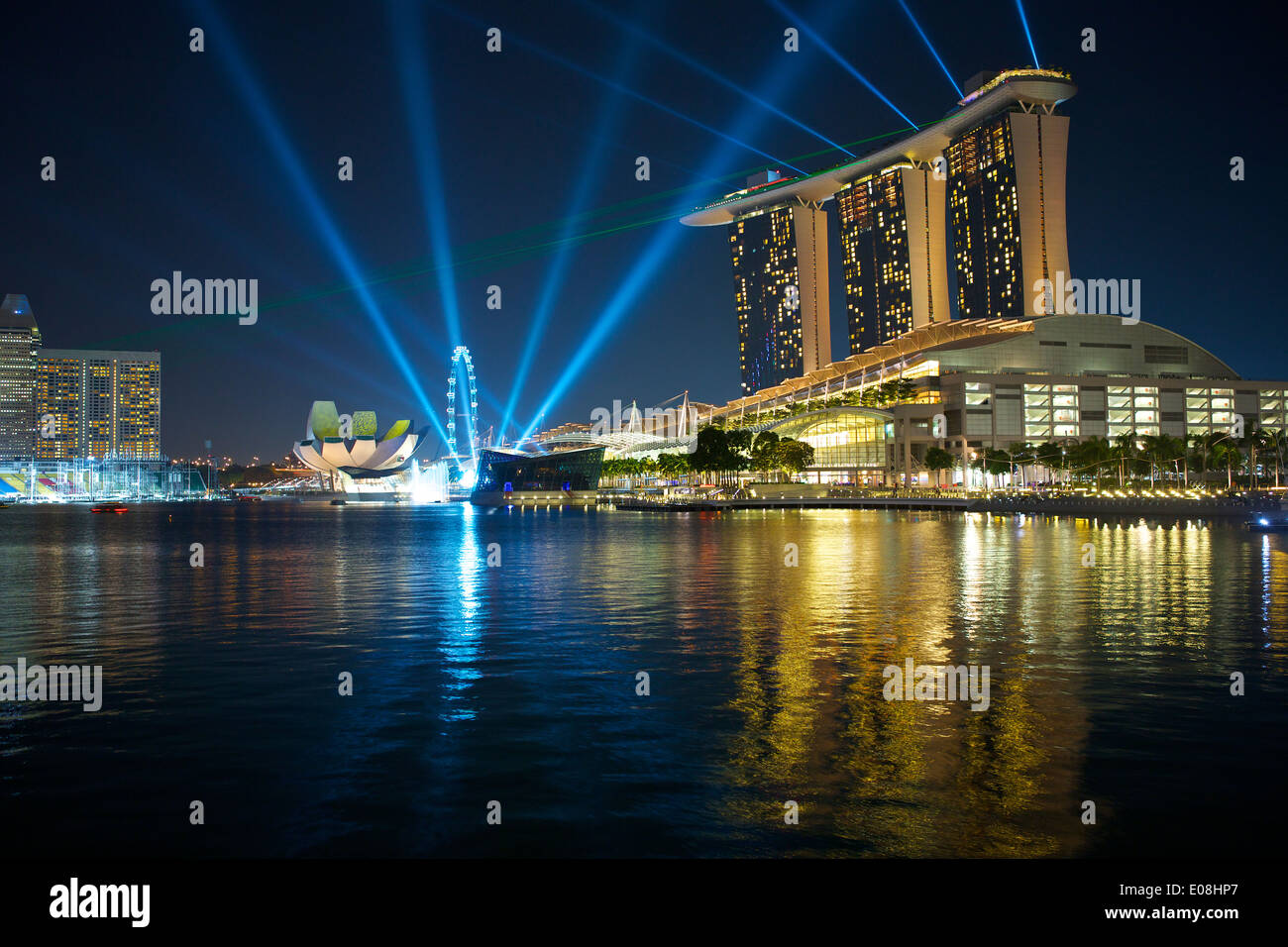 Laser singapur -Fotos und -Bildmaterial in hoher Auflösung – Alamy