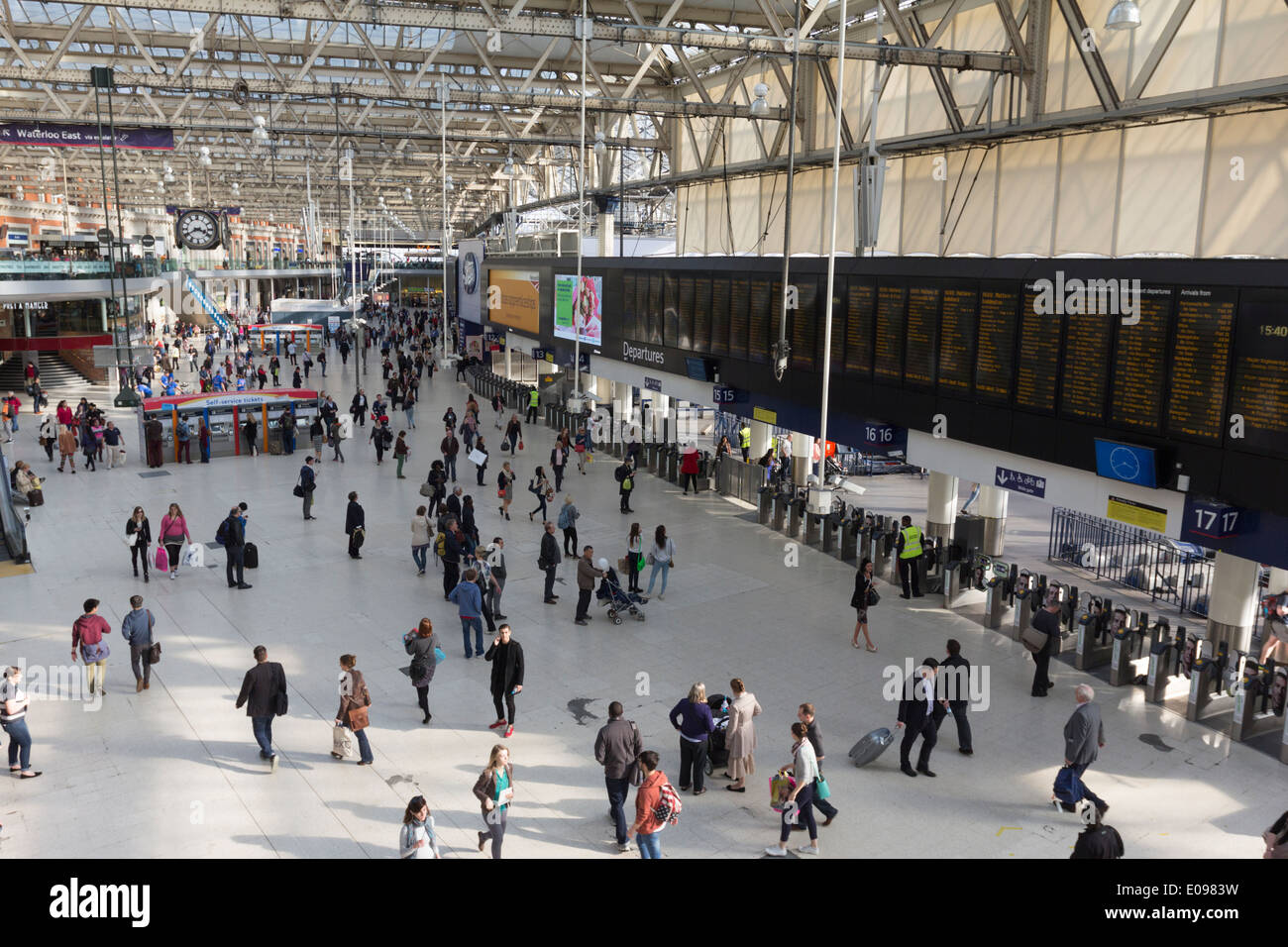 Waterloo hauptbahnhof -Fotos und -Bildmaterial in hoher Auflösung – Alamy