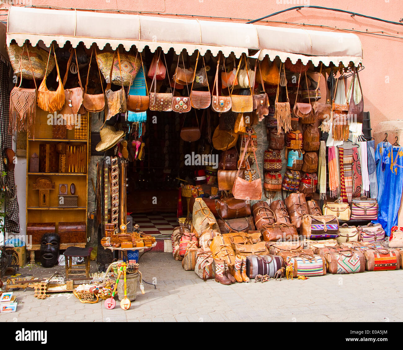 Souk Market Stall Arab Hanging Stockfotos und -bilder Kaufen - Alamy