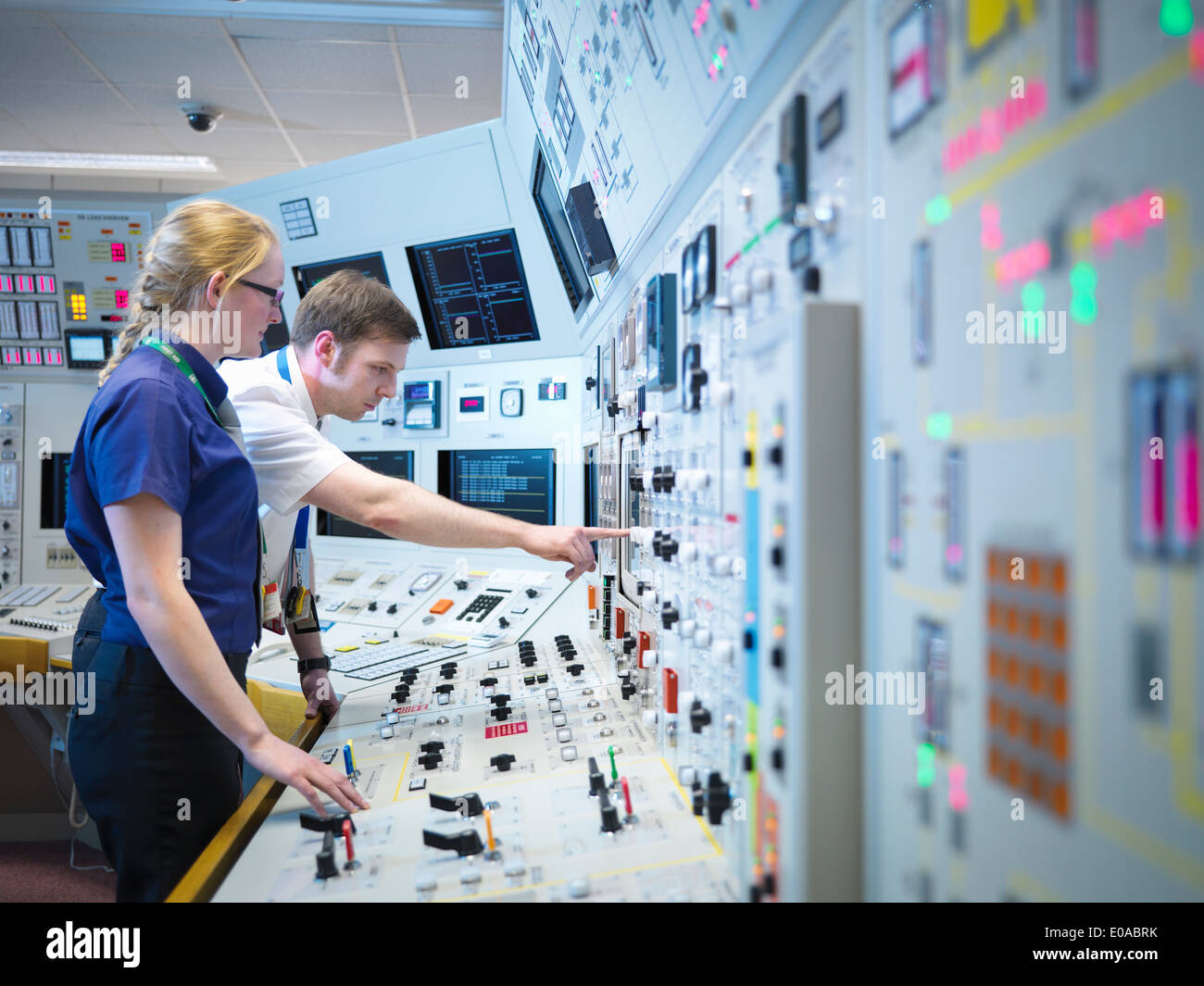 Power Plant Operator Stockfotos und -bilder Kaufen - Alamy