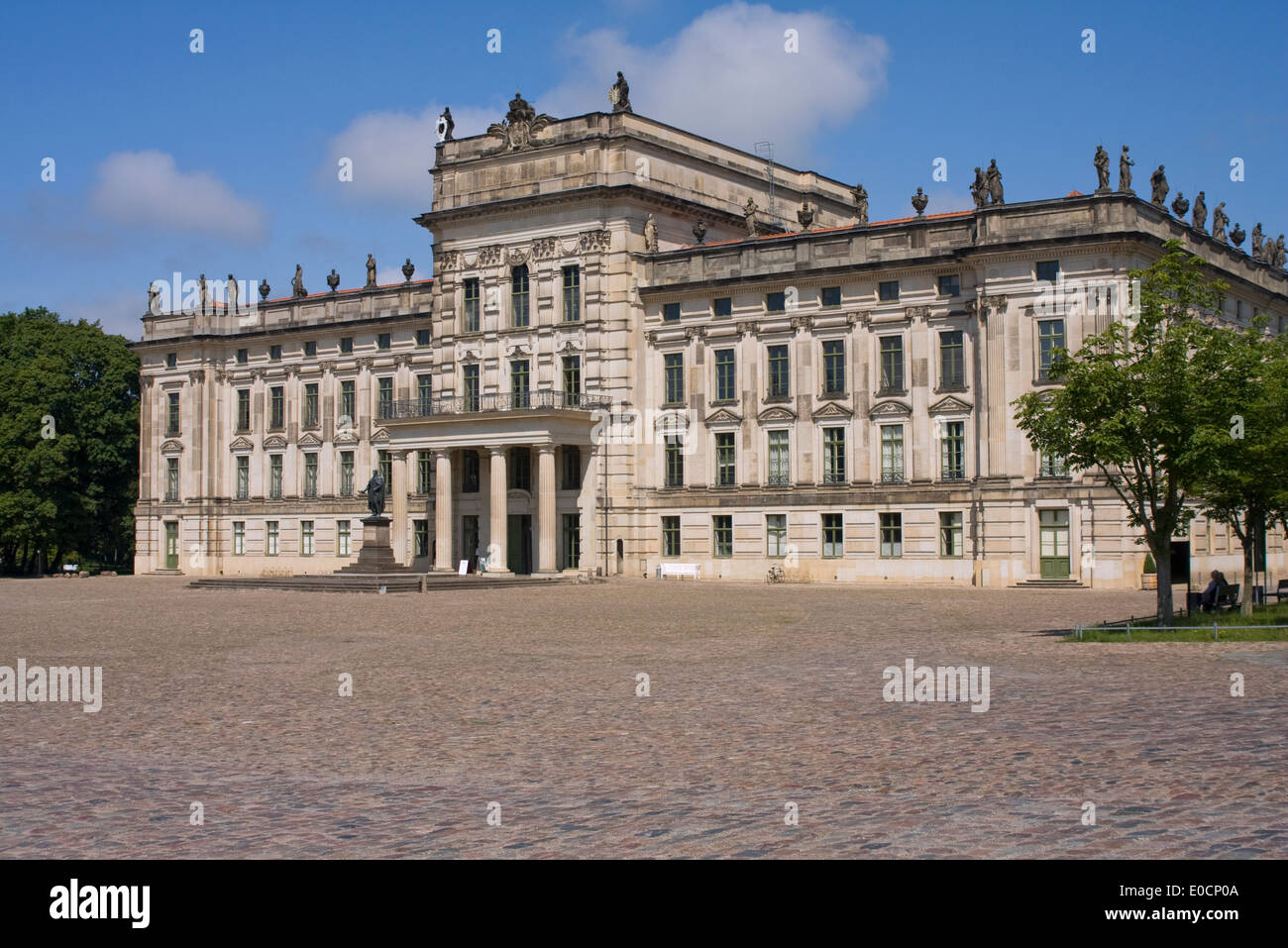 Schloss ludwigslust -Fotos und -Bildmaterial in hoher Auflösung – Alamy