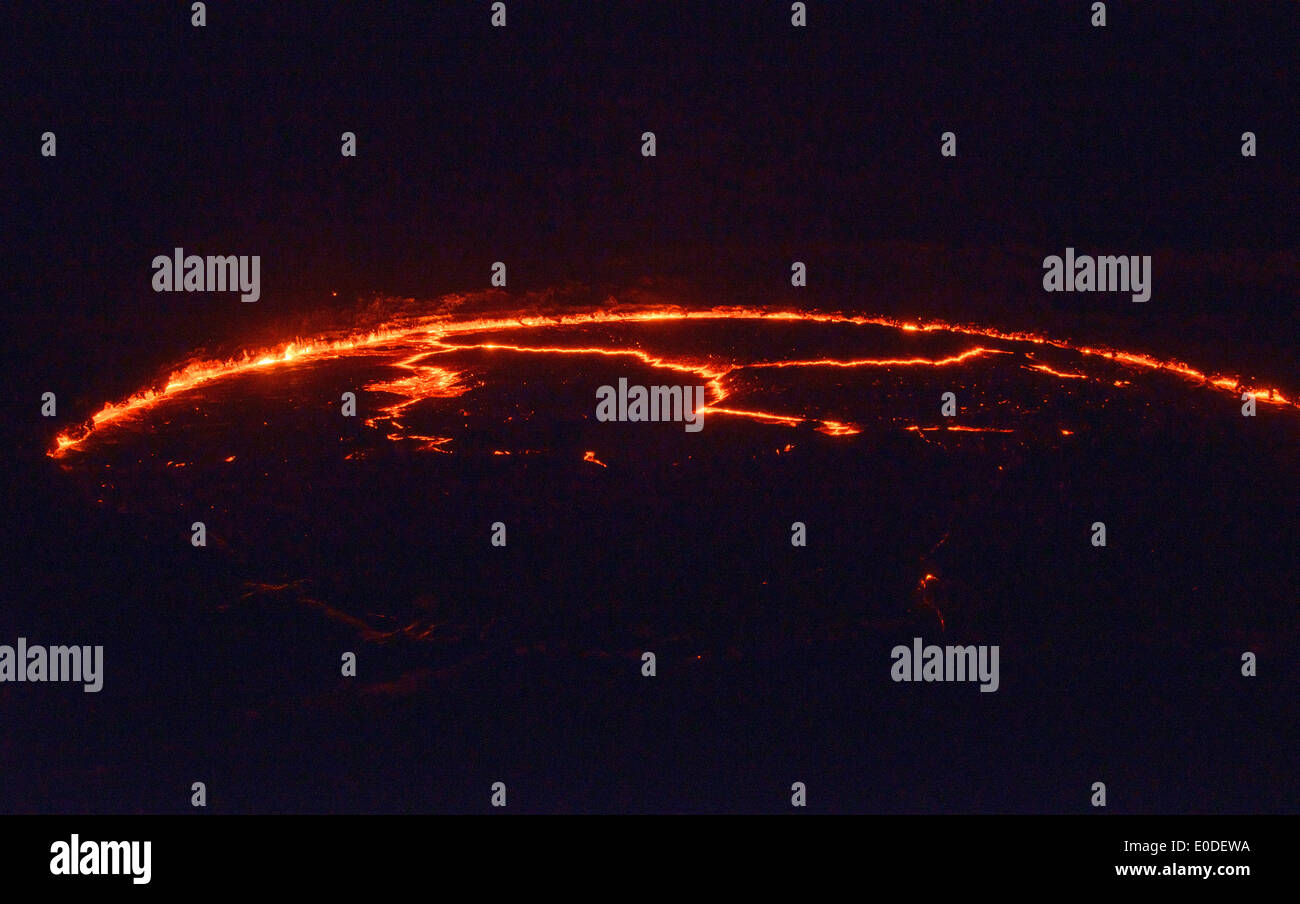 Lava feuer -Fotos und -Bildmaterial in hoher Auflösung – Alamy