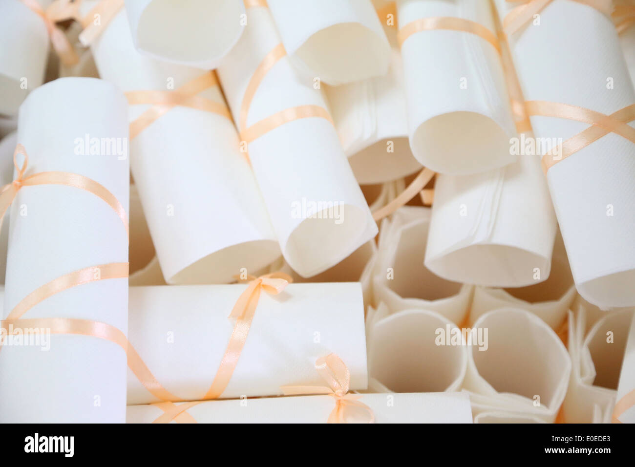 Wedding invitation invite -Fotos und -Bildmaterial in hoher Auflösung ...