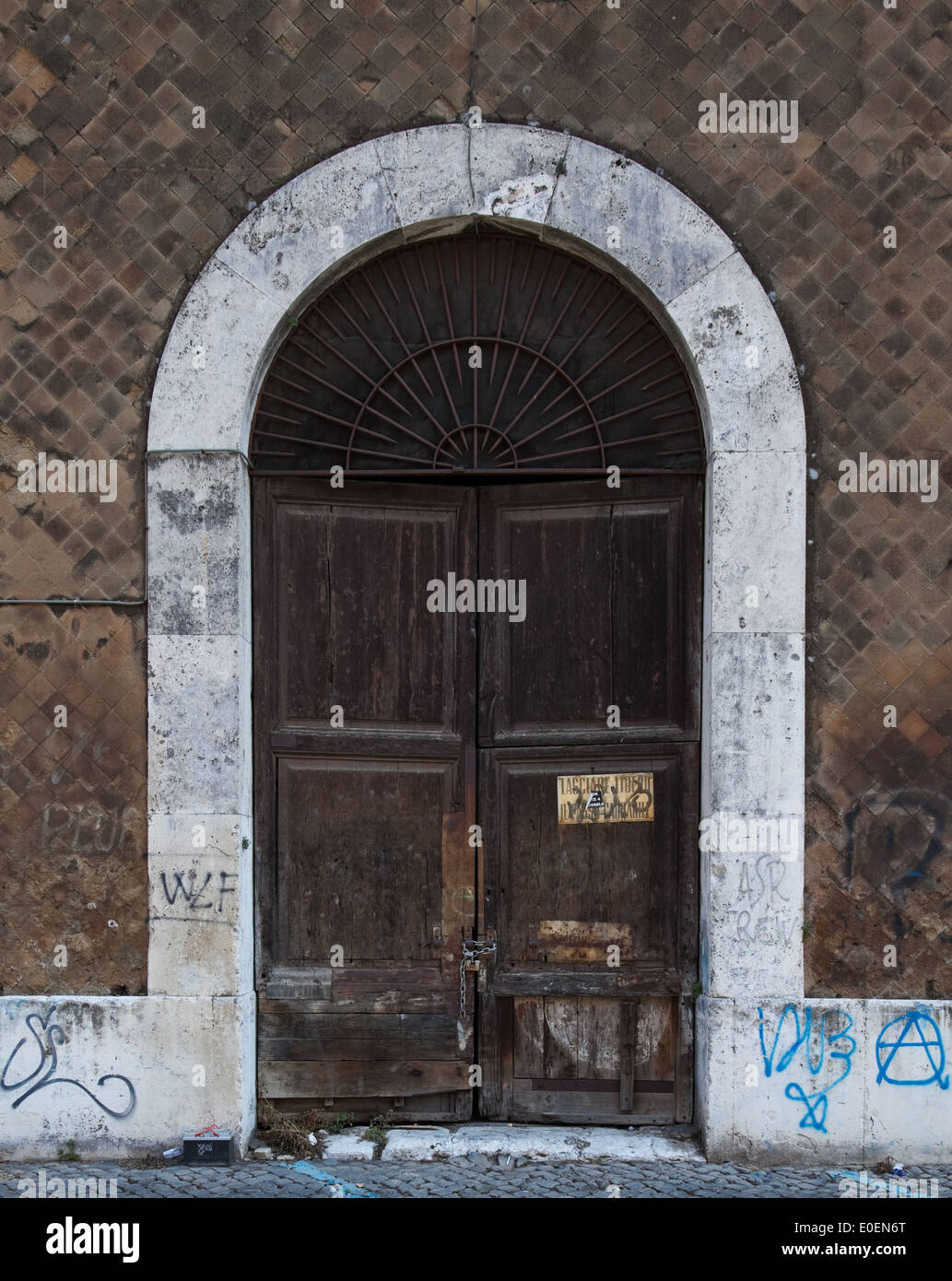 Alter tor -Fotos und -Bildmaterial in hoher Auflösung – Alamy