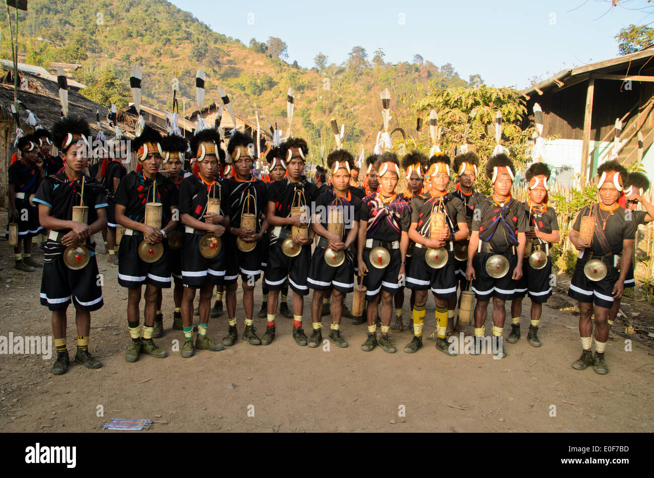 Naga tribe -Fotos und -Bildmaterial in hoher Auflösung – Alamy