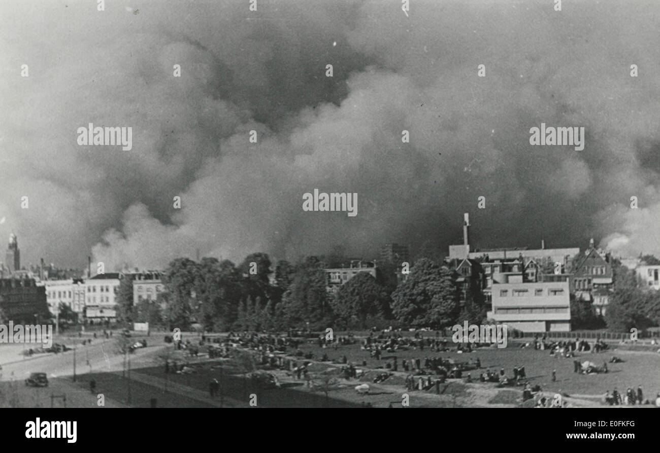 Rotterdam bombing -Fotos und -Bildmaterial in hoher Auflösung – Alamy
