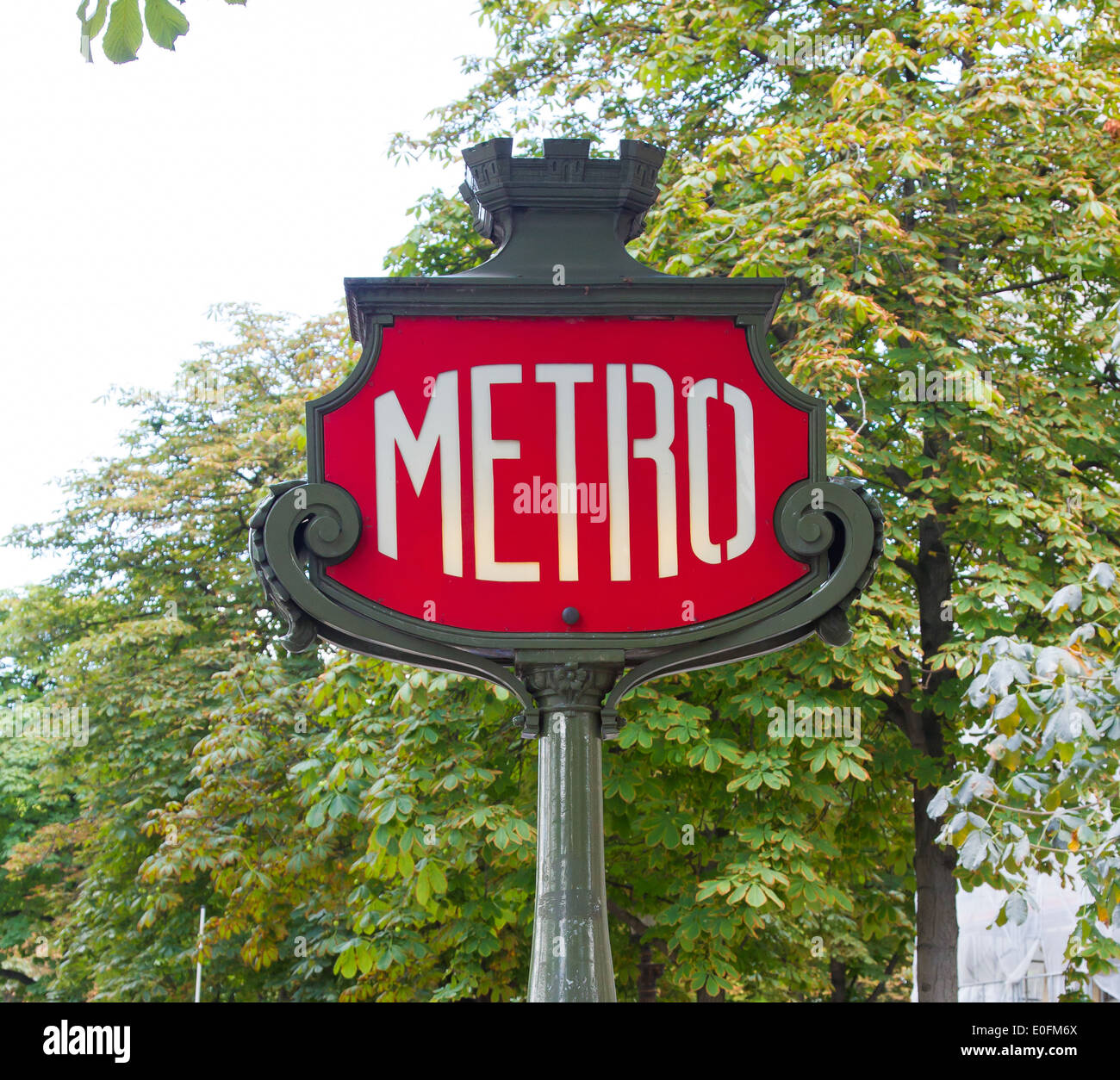 Metro u bahn zeichen -Fotos und -Bildmaterial in hoher Auflösung – Alamy