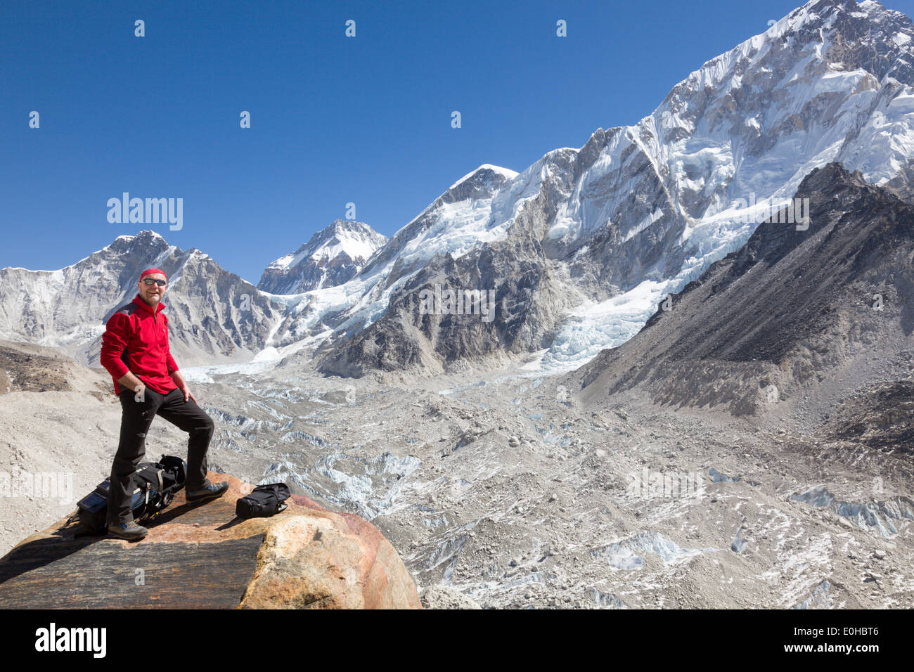 Khumbu eisfall -Fotos und -Bildmaterial in hoher Auflösung – Alamy