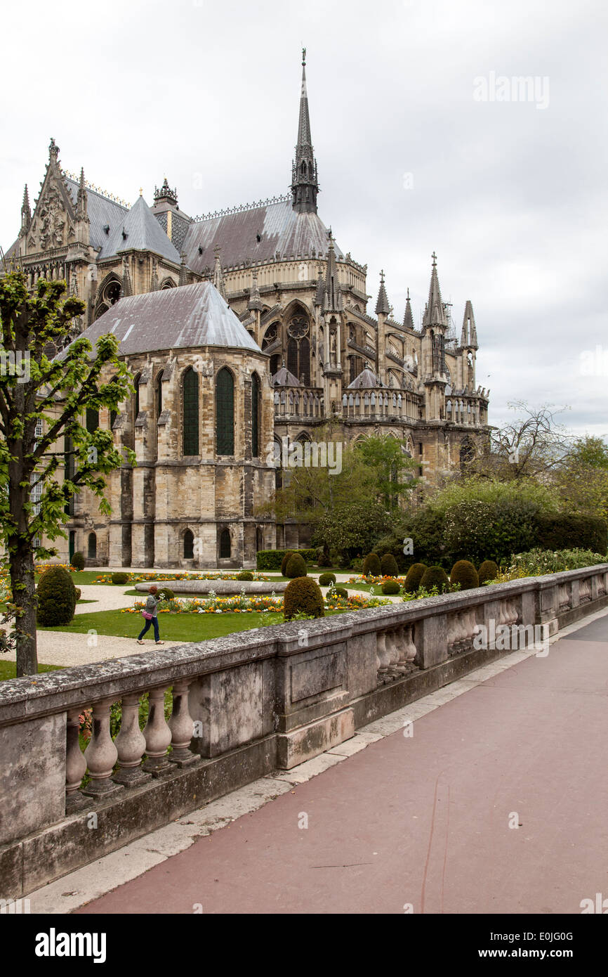Abbey of saint remi reims -Fotos und -Bildmaterial in hoher Auflösung ...