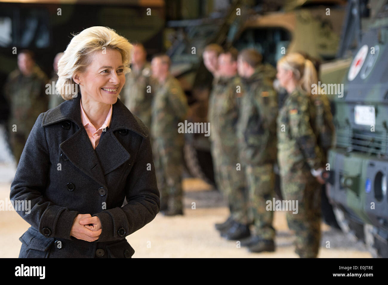 German soldiers in prizren kosovo -Fotos und -Bildmaterial in hoher ...