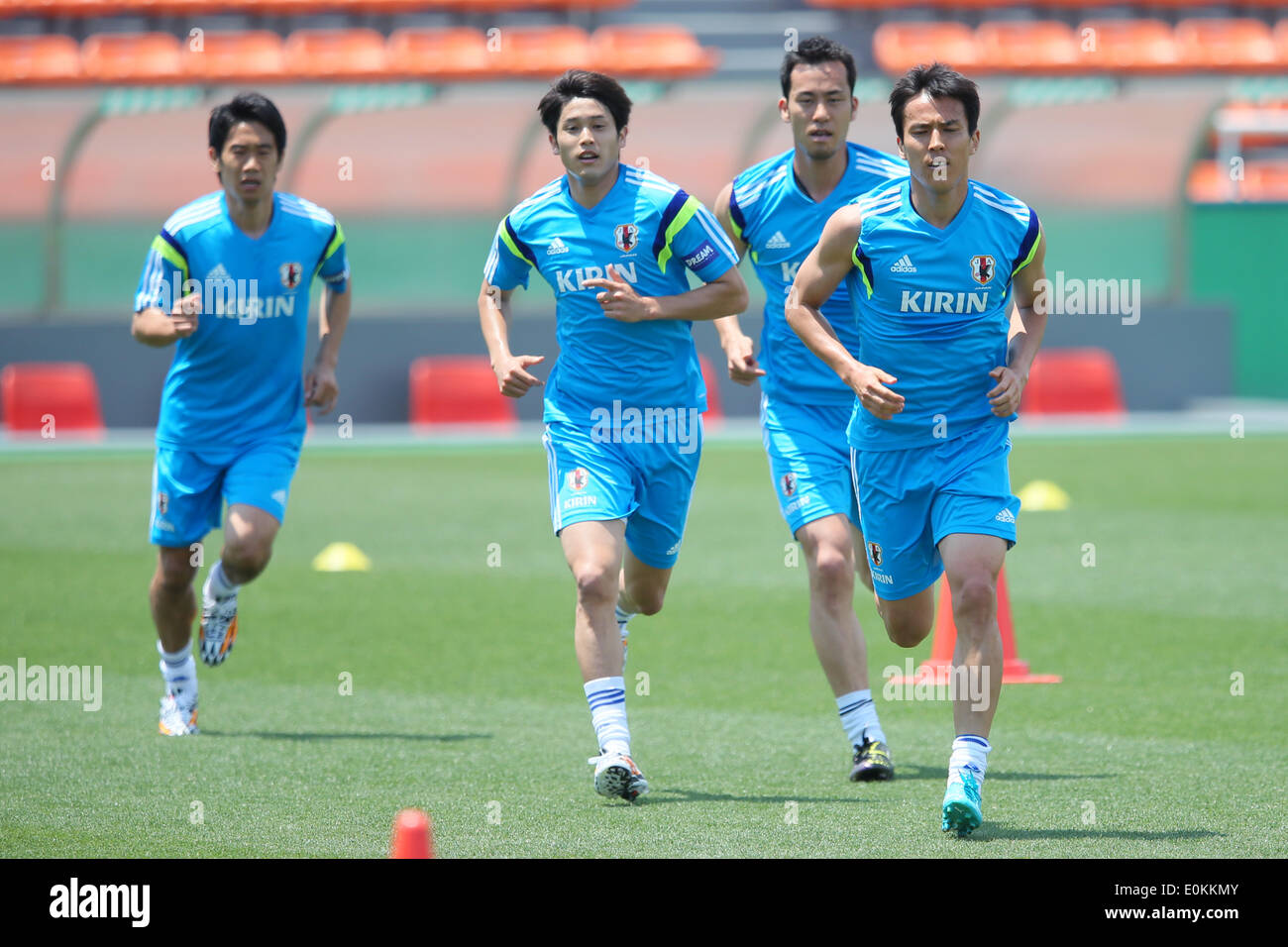 L bis r maya nakanishi aus japan -Fotos und -Bildmaterial in hoher ...