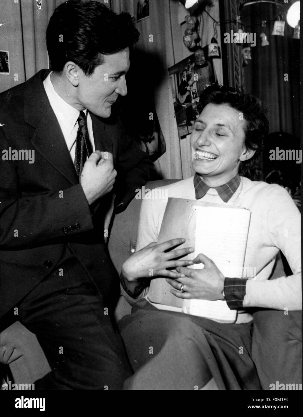 Schauspielerin und schriftstellerin -Fotos und -Bildmaterial in hoher ...