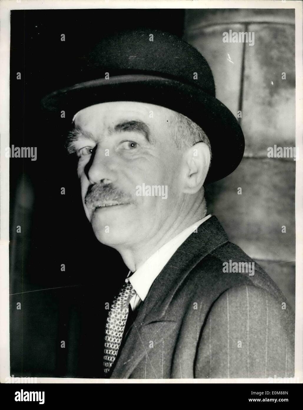 12. Dezember 1953 - bewegt sich spätestens in bedrohte ...