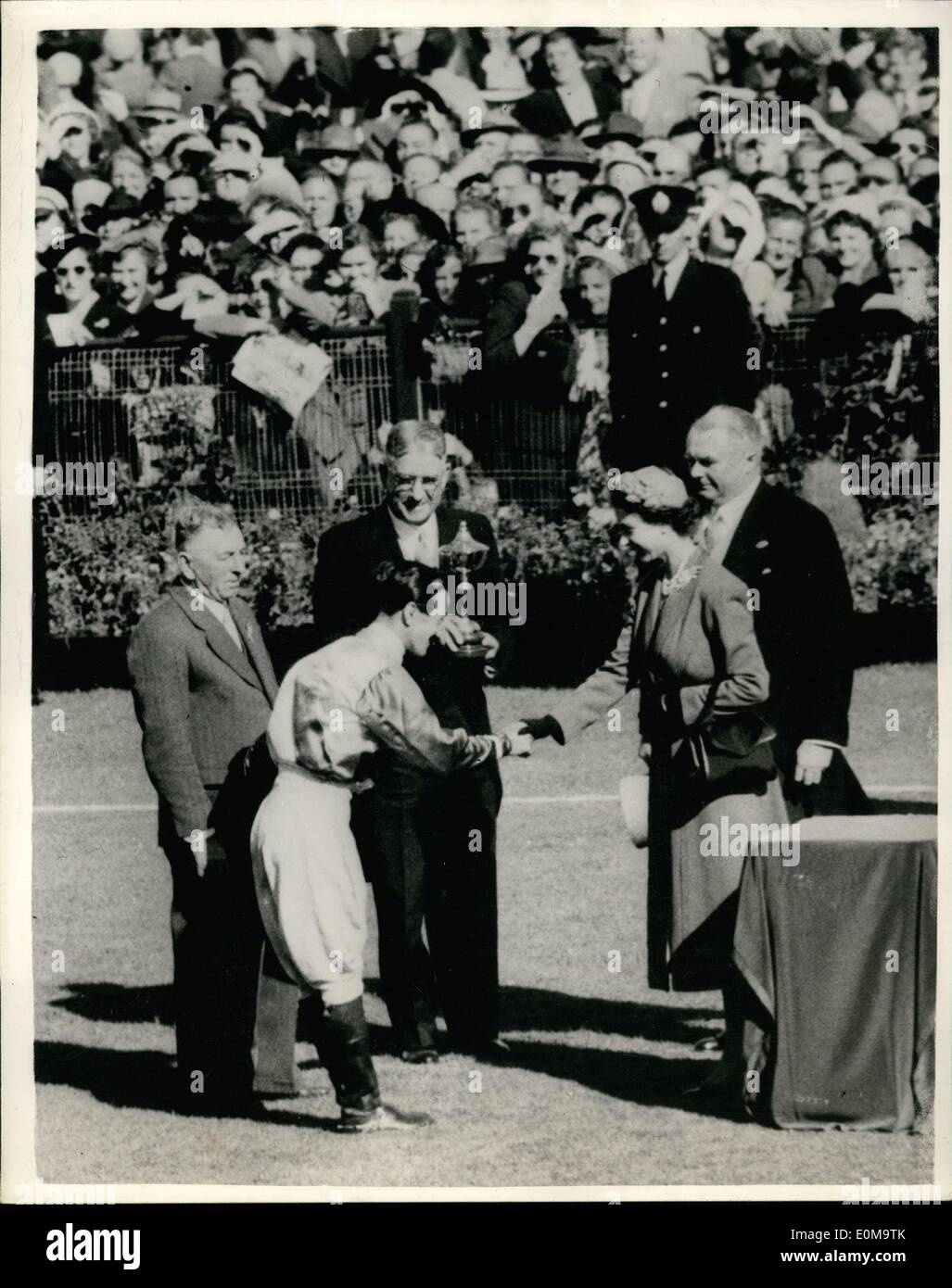 3. März 1954 - Royal Tour of Australia - Königin besucht Victoria ...