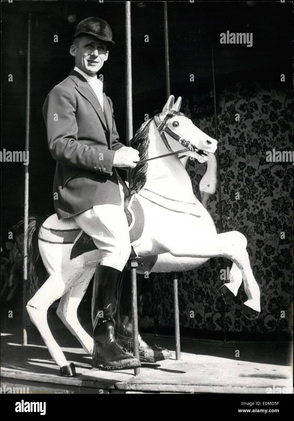 Hatte fritz phiedemann dreifach -Fotos und -Bildmaterial in hoher ...