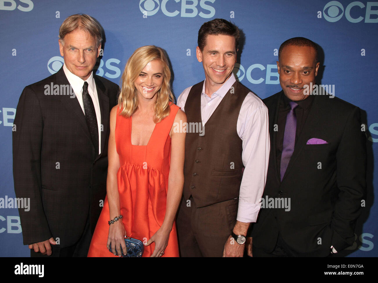 14. Mai 2014 - New York, New York, US - Schauspieler MARK HARMON, EMILY ...