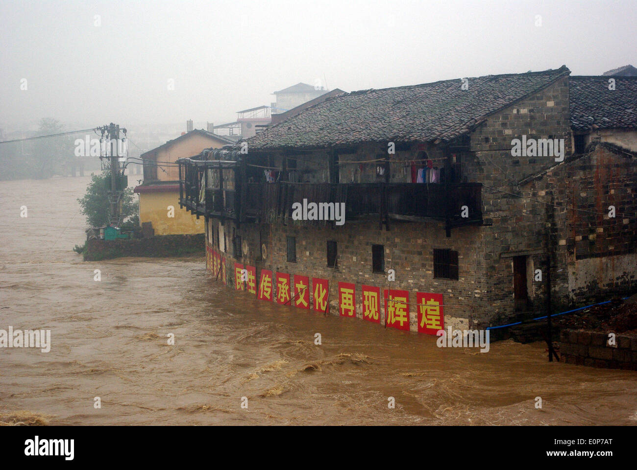 Massiver niederschlag -Fotos und -Bildmaterial in hoher Auflösung – Alamy