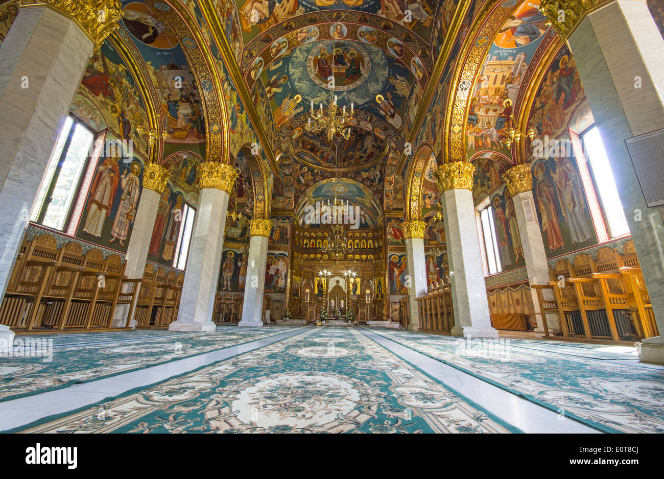 Interior Orthodox Christian Cathedral Stockfotos und -bilder Kaufen - Alamy