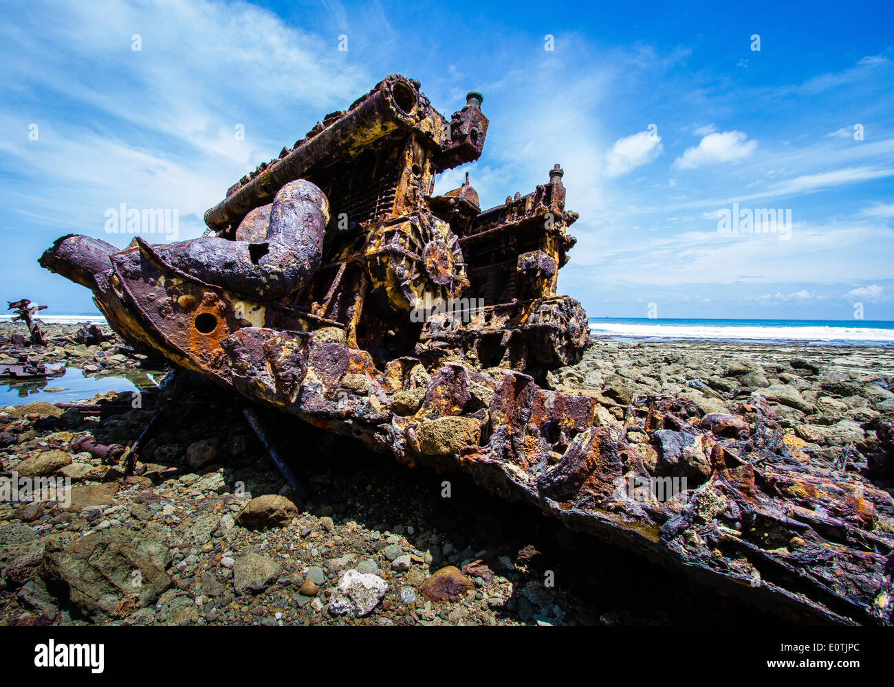 Gold dredger -Fotos und -Bildmaterial in hoher Auflösung – Alamy
