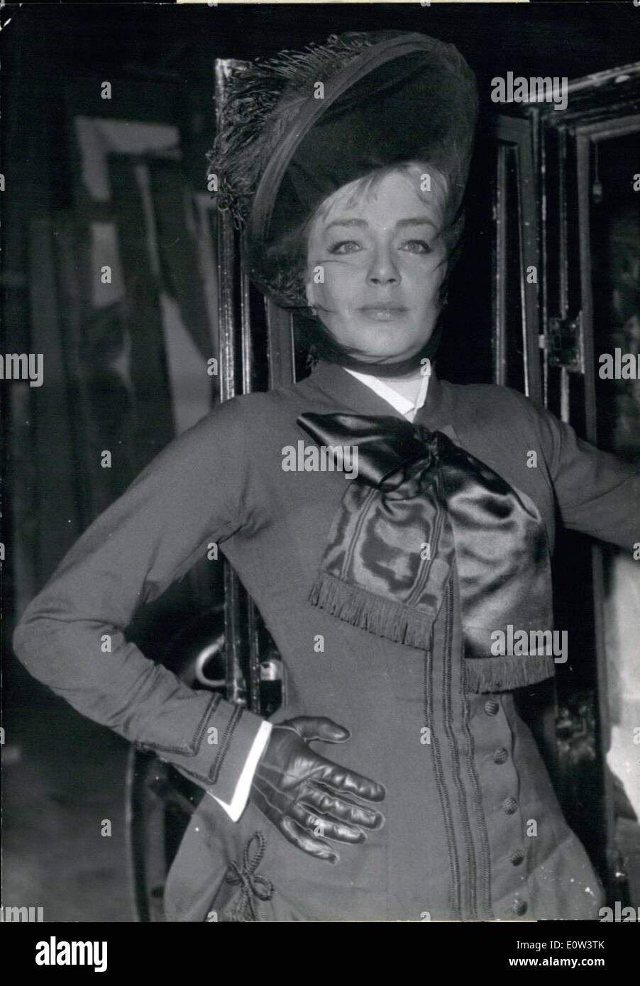 Simone signoret als jenny de lacour -Fotos und -Bildmaterial in hoher ...