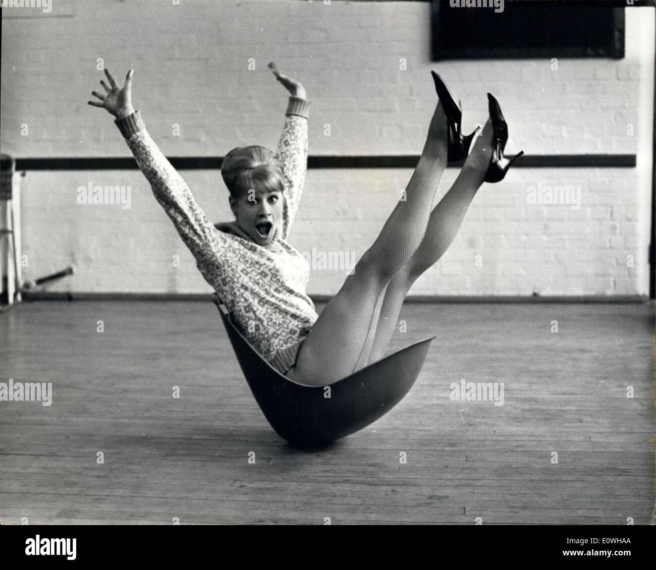 Tschüss blondine -Fotos und -Bildmaterial in hoher Auflösung – Alamy