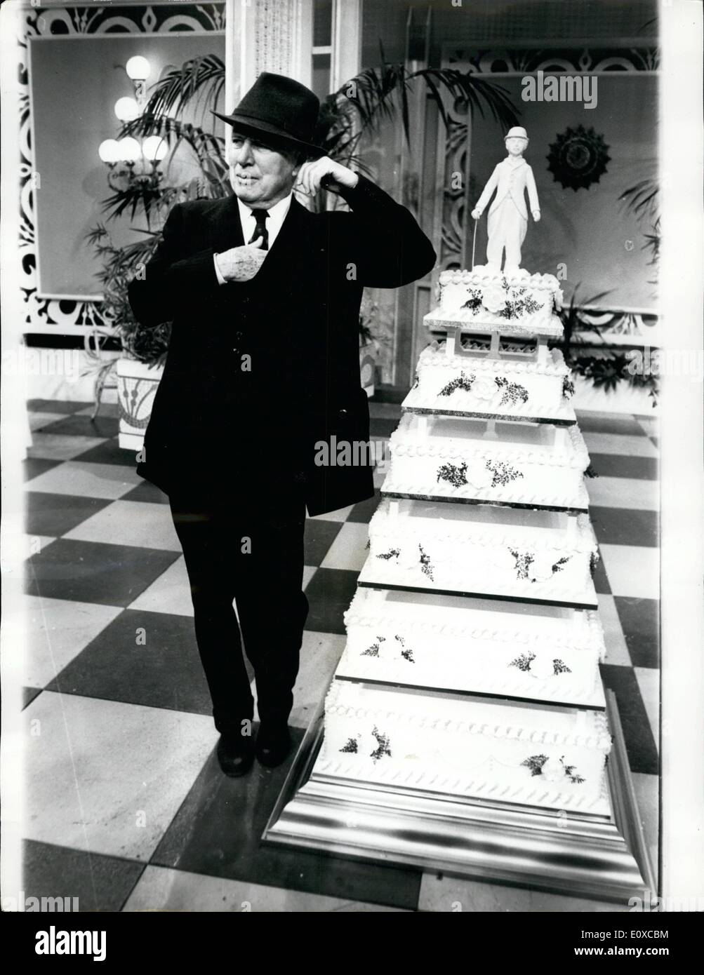 Charlie chaplin figur -Fotos und -Bildmaterial in hoher Auflösung – Alamy