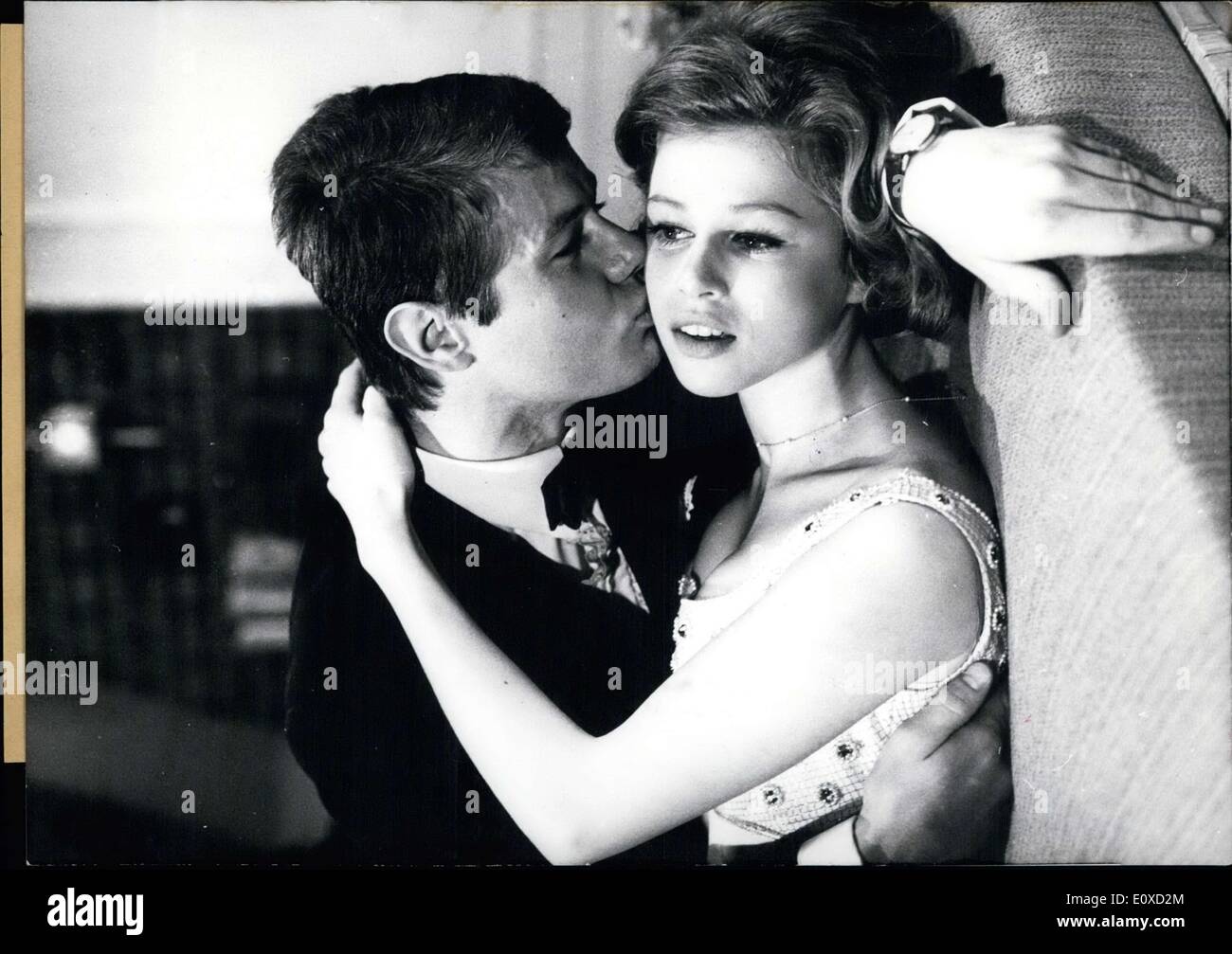 25. April 1966 - Helga Anders und Claus Ringer spielen die Rollen von ...