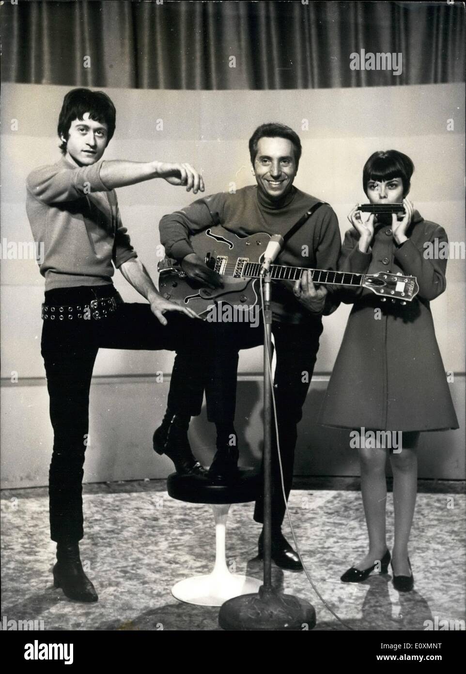 4. April 1967 - neue Gesang-paar für TV: Die berühmte Teenage Sängerin ...