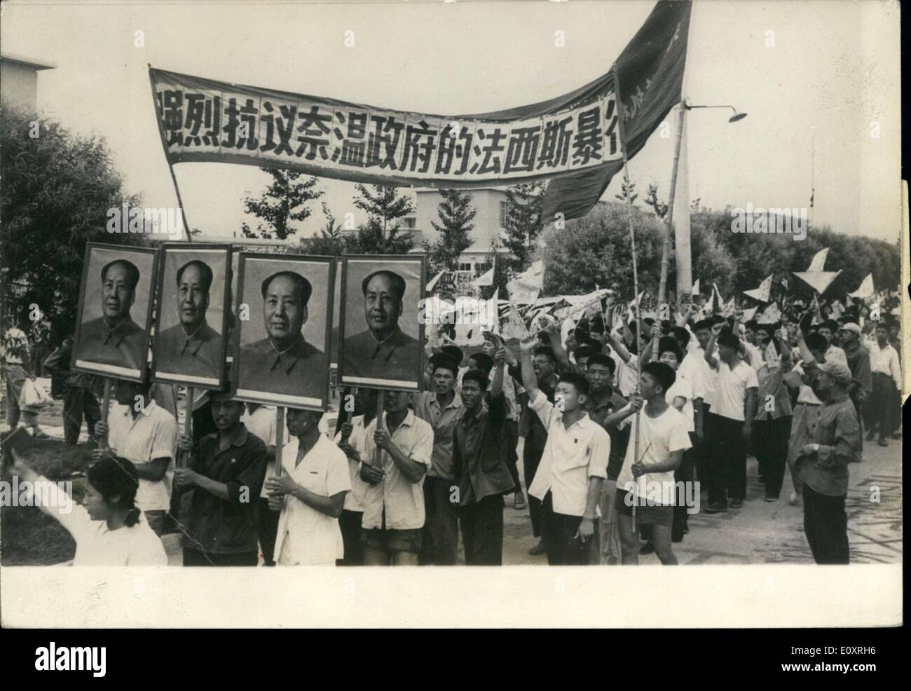 Cultural revolution china -Fotos und -Bildmaterial in hoher Auflösung ...