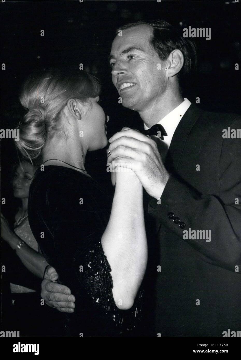 Christiaan barnard barnard surgeon -Fotos und -Bildmaterial in hoher ...