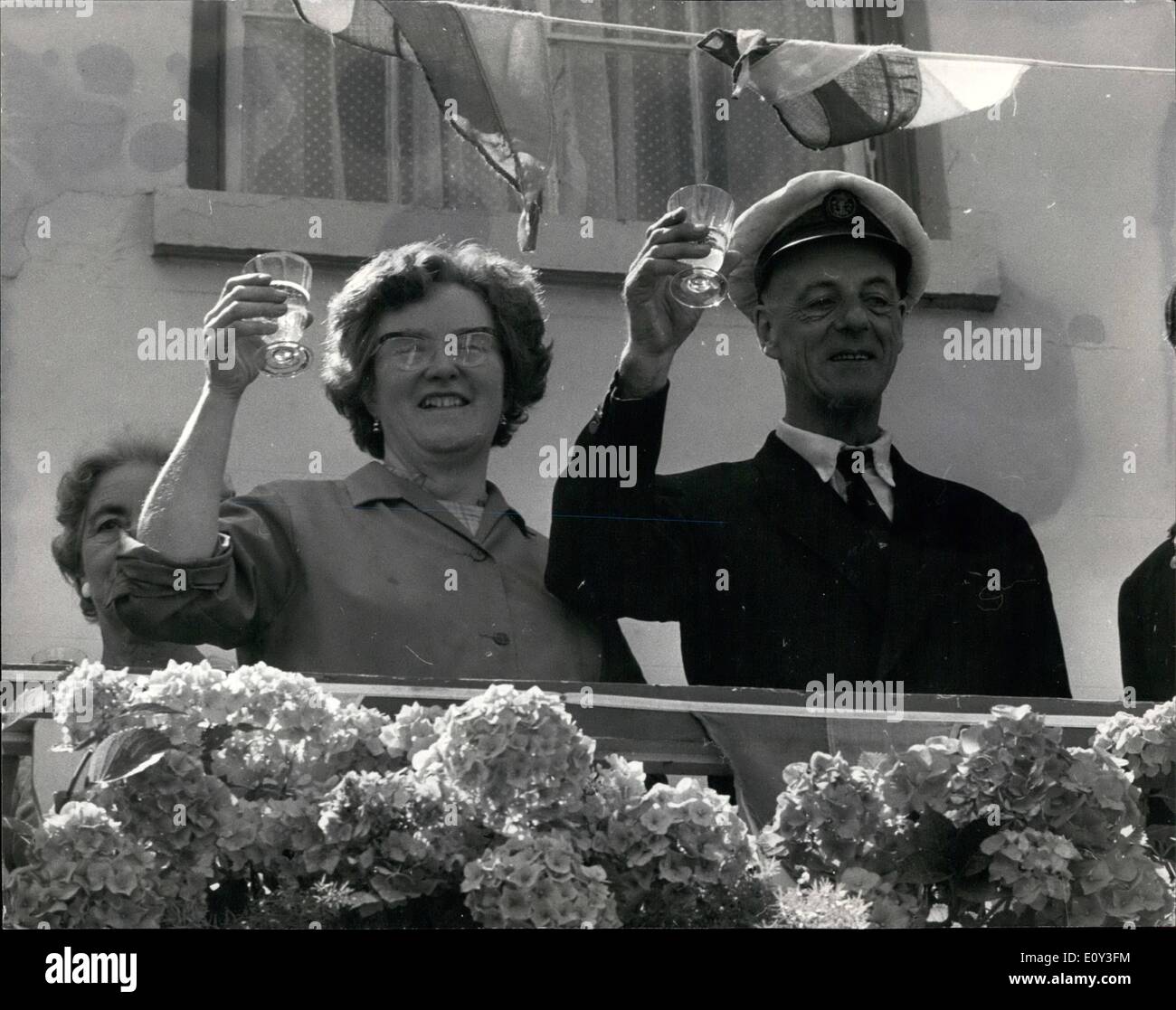 Herr alec rose -Fotos und -Bildmaterial in hoher Auflösung – Alamy