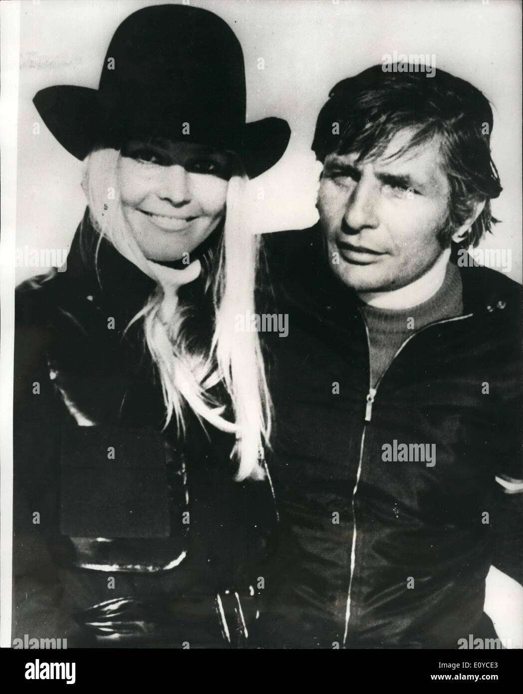 11. November 1969 - Gunter Sachs, schwedische Modell zu heiraten; Neue ...