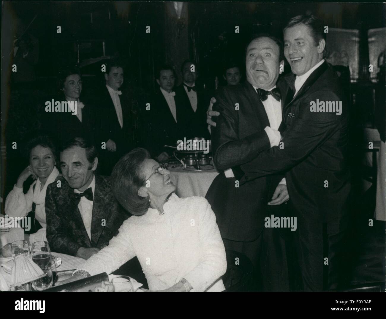 1971 englisch -Fotos und -Bildmaterial in hoher Auflösung – Alamy