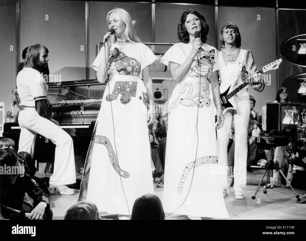 Abba performing -Fotos und -Bildmaterial in hoher Auflösung – Alamy