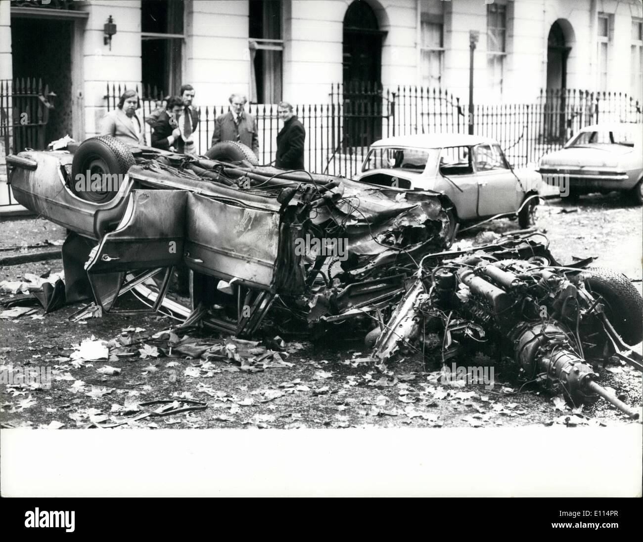 11. November 1975 - A Barrister überlebt, als eine Bombe unter seinem ...